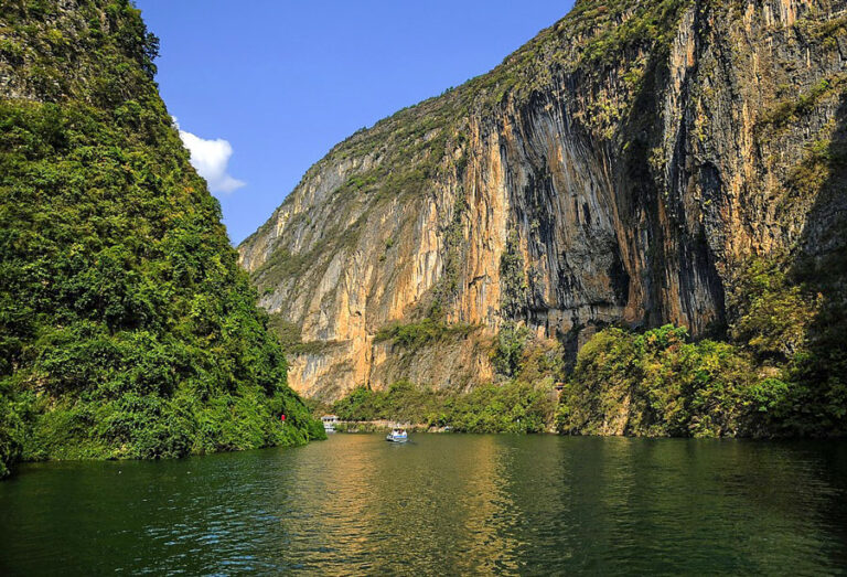 List of the Top 10 Beautiful Rivers in the World 2025